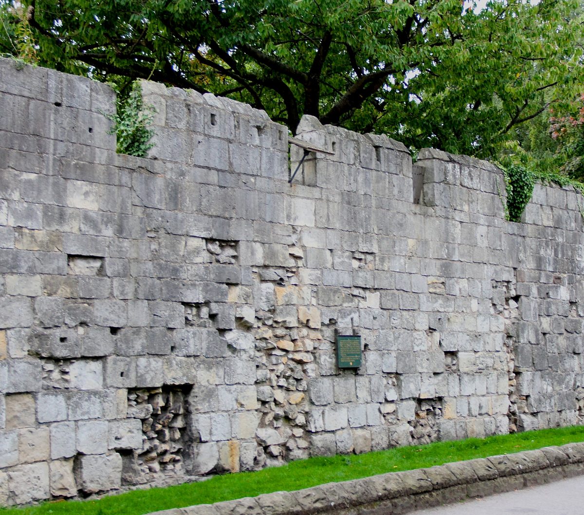 Abbey Walls Shutters - York Civic Trust